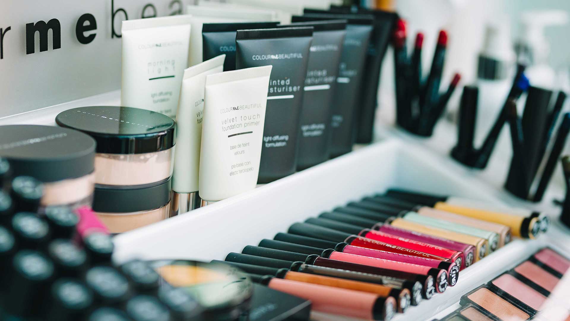 Make-Up - Simply You